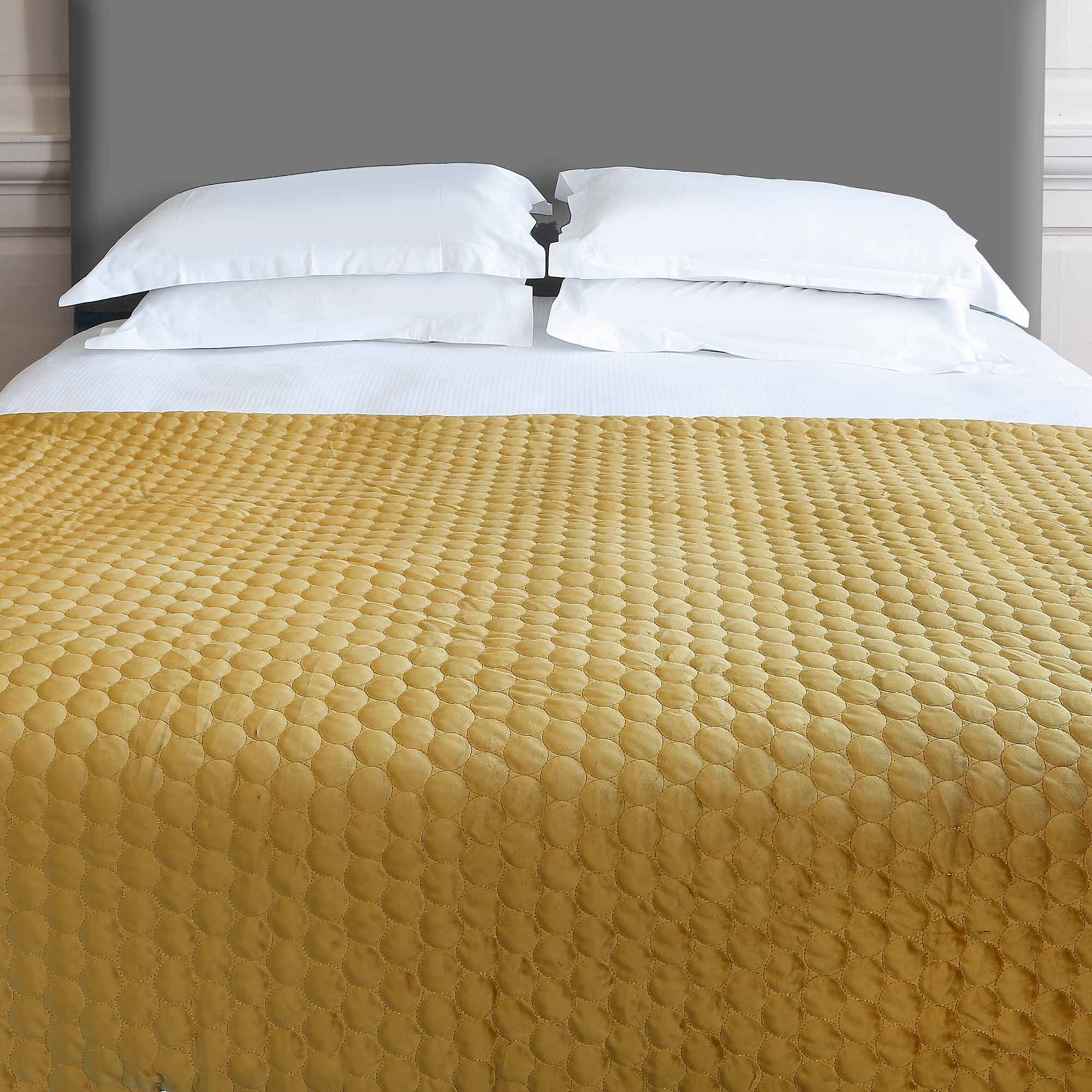 Scatter Box Halo Throw 140cm x 240cm Antique Gold - Meubles