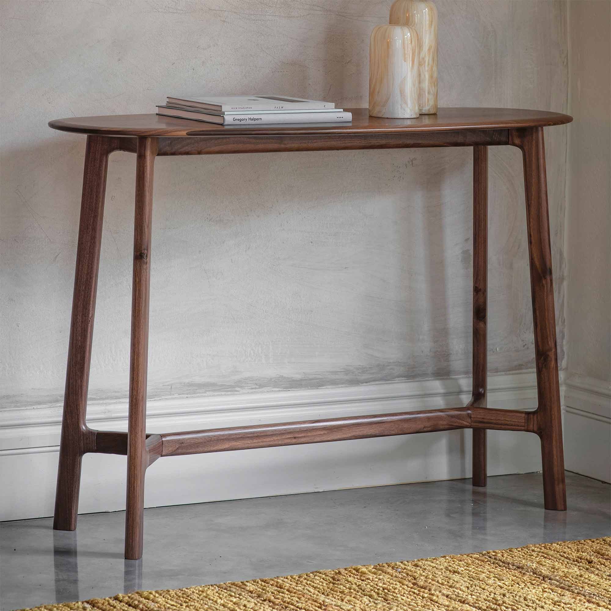 Valencia Console Table Walnut - Meubles